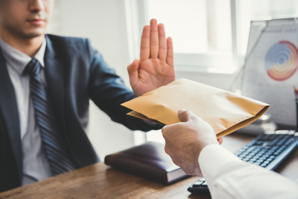 Geschenk oder Bestechung - Compliance-Regeln reglementieren den Umgang ...