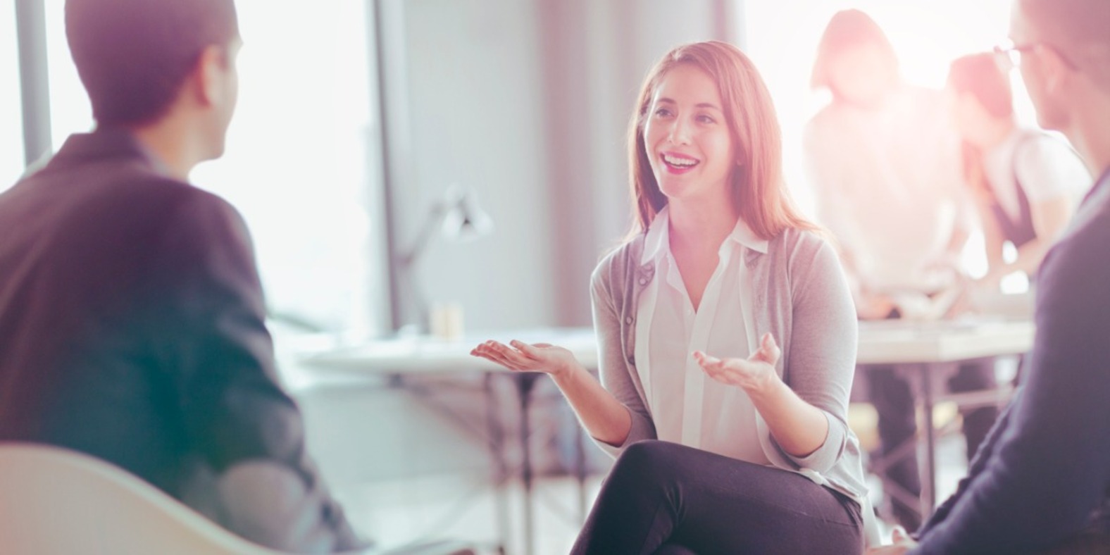 Körpersprache im Bewerbungsgespräch - das sollten Sie wissen - ostjob.ch
